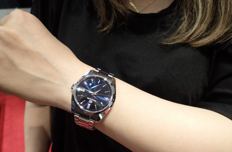 GRAND SEIKO SBGP005 - SWING WATCH Indonesia
