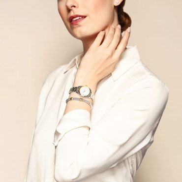 SEIKO QUARTZ Classic SUR636 - SWING WATCH Indonesia